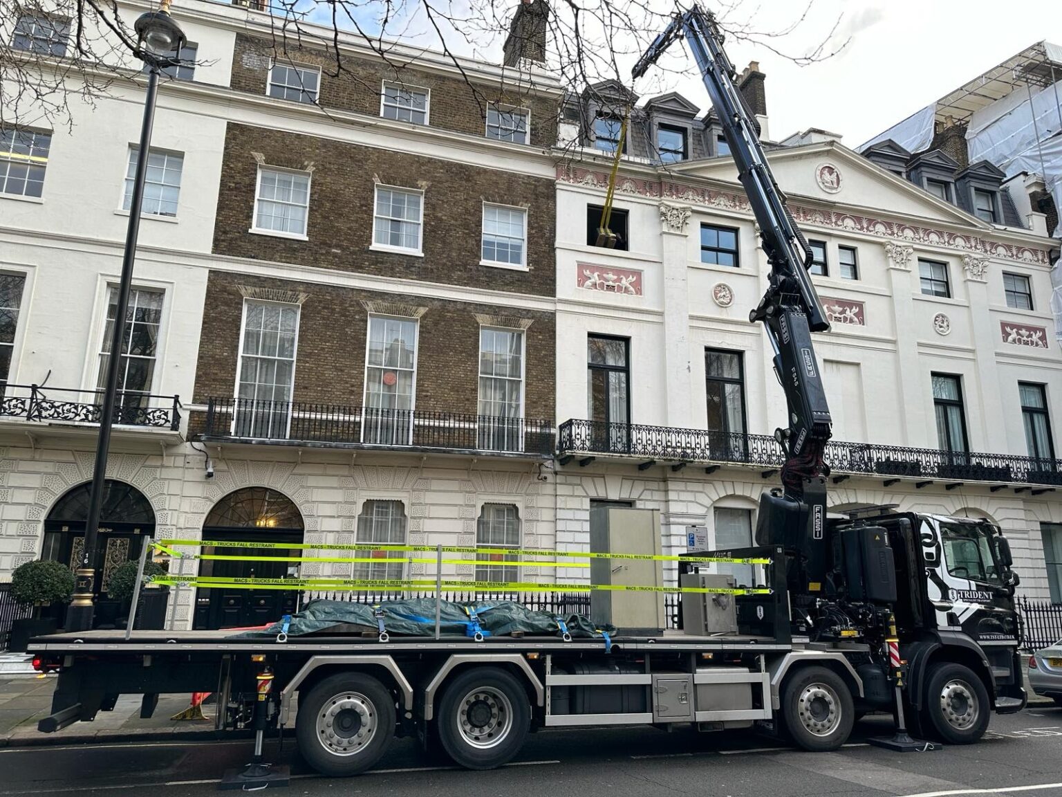 What is a HIAB? - Trident Specialist Transport